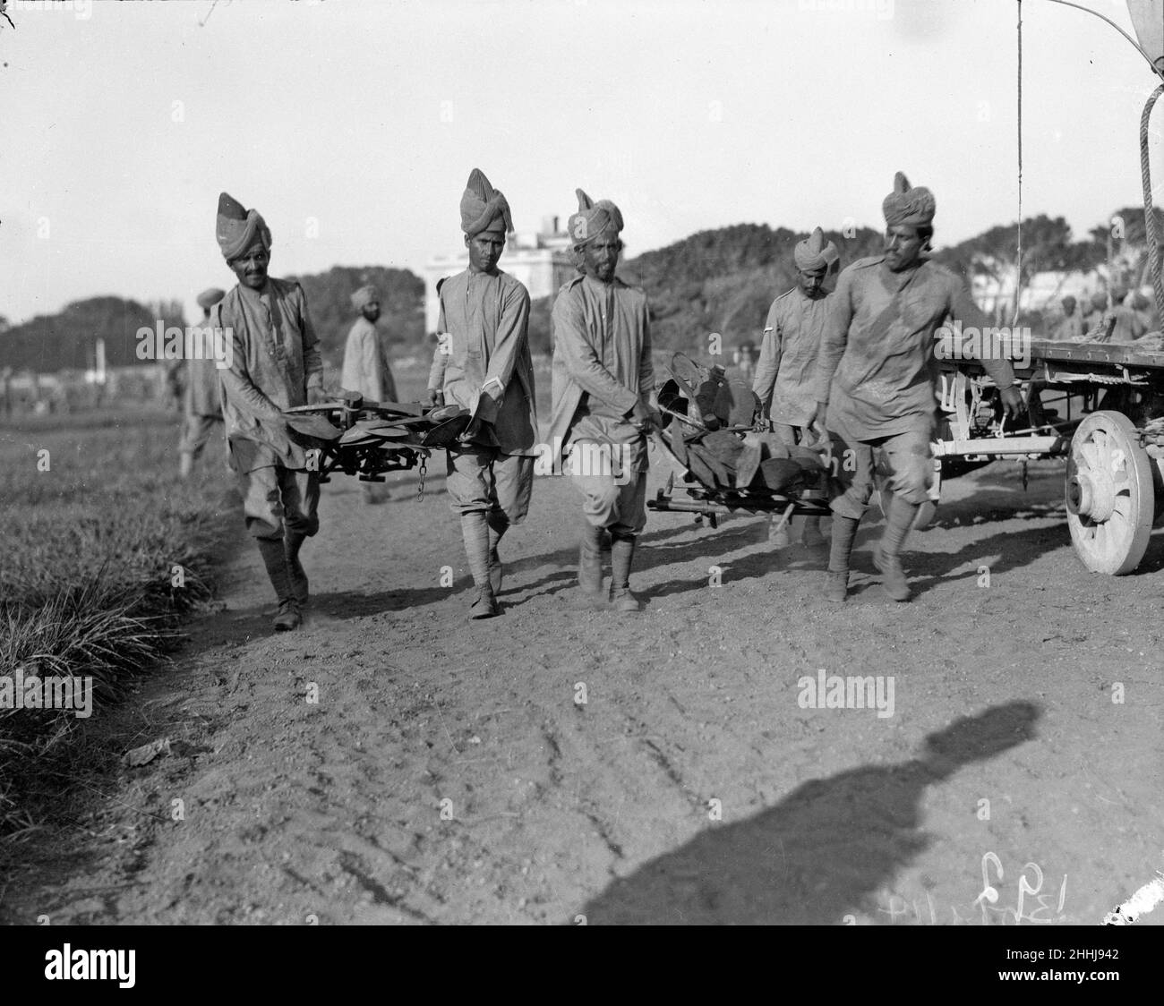 Off loading equipment Black and White Stock Photos & Images - Alamy