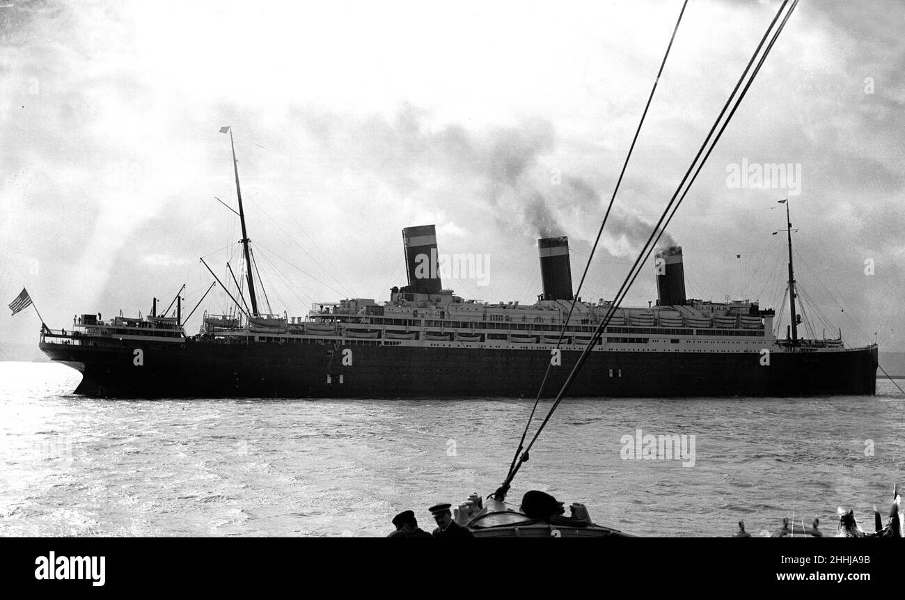 Vaterland ship hi-res stock photography and images - Alamy
