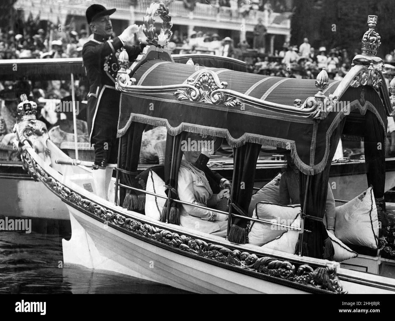 Queen Mary and Princess Mary on the Royal Barge during the Henley ...