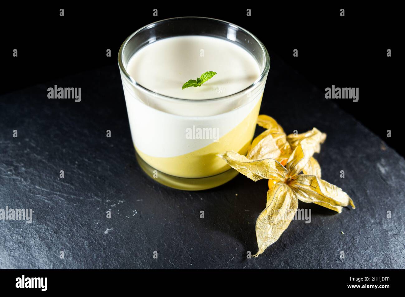 Mango mouse hi-res stock photography and images - Alamy