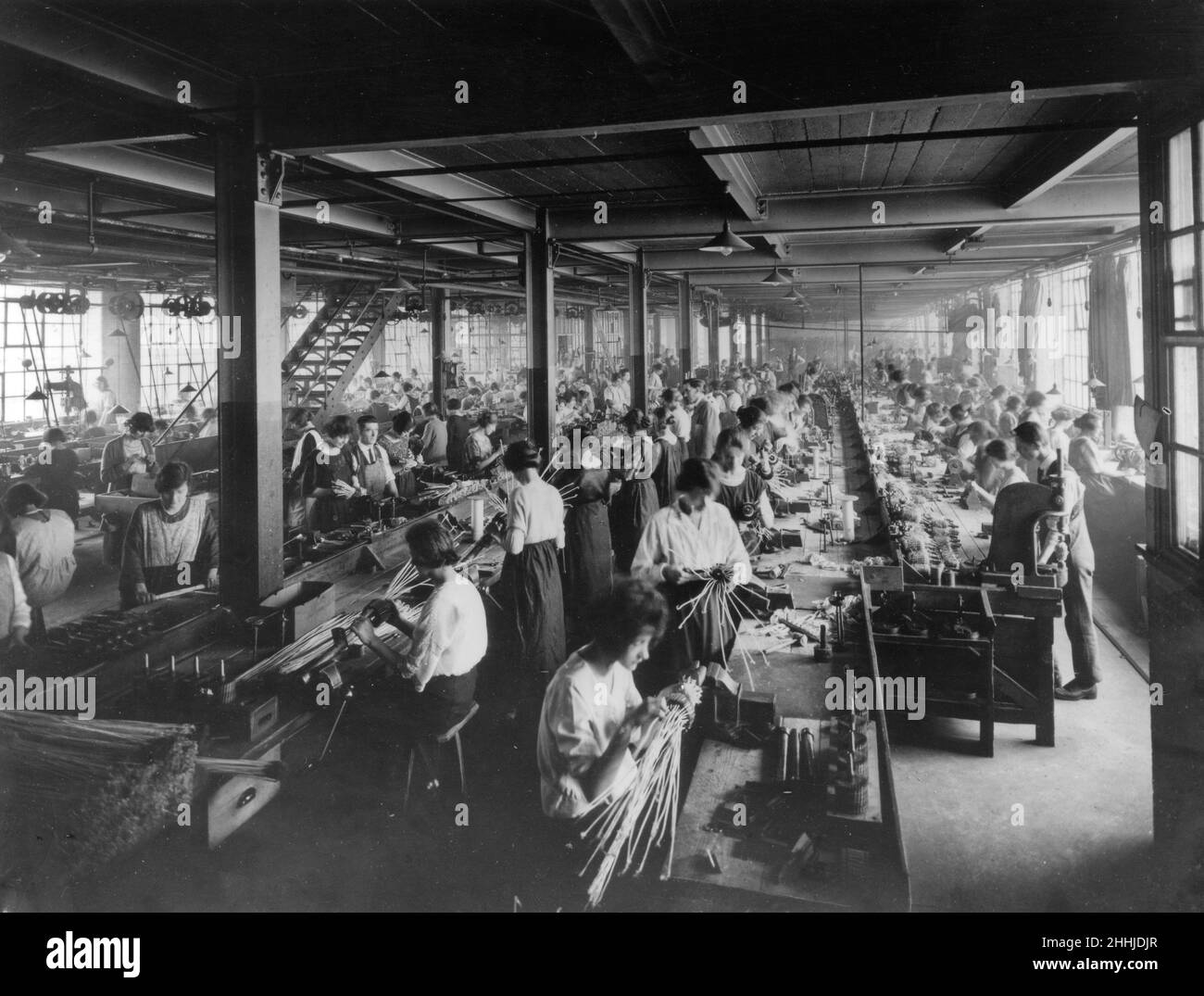 1920s Factory Women High Resolution Stock Photography and Images - Alamy