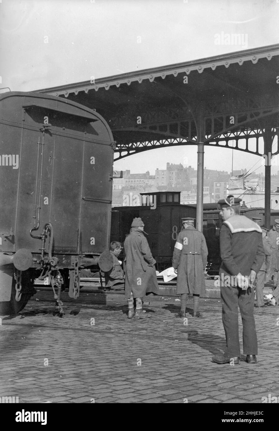 Soldiers british ww1 station hi-res stock photography and images - Alamy
