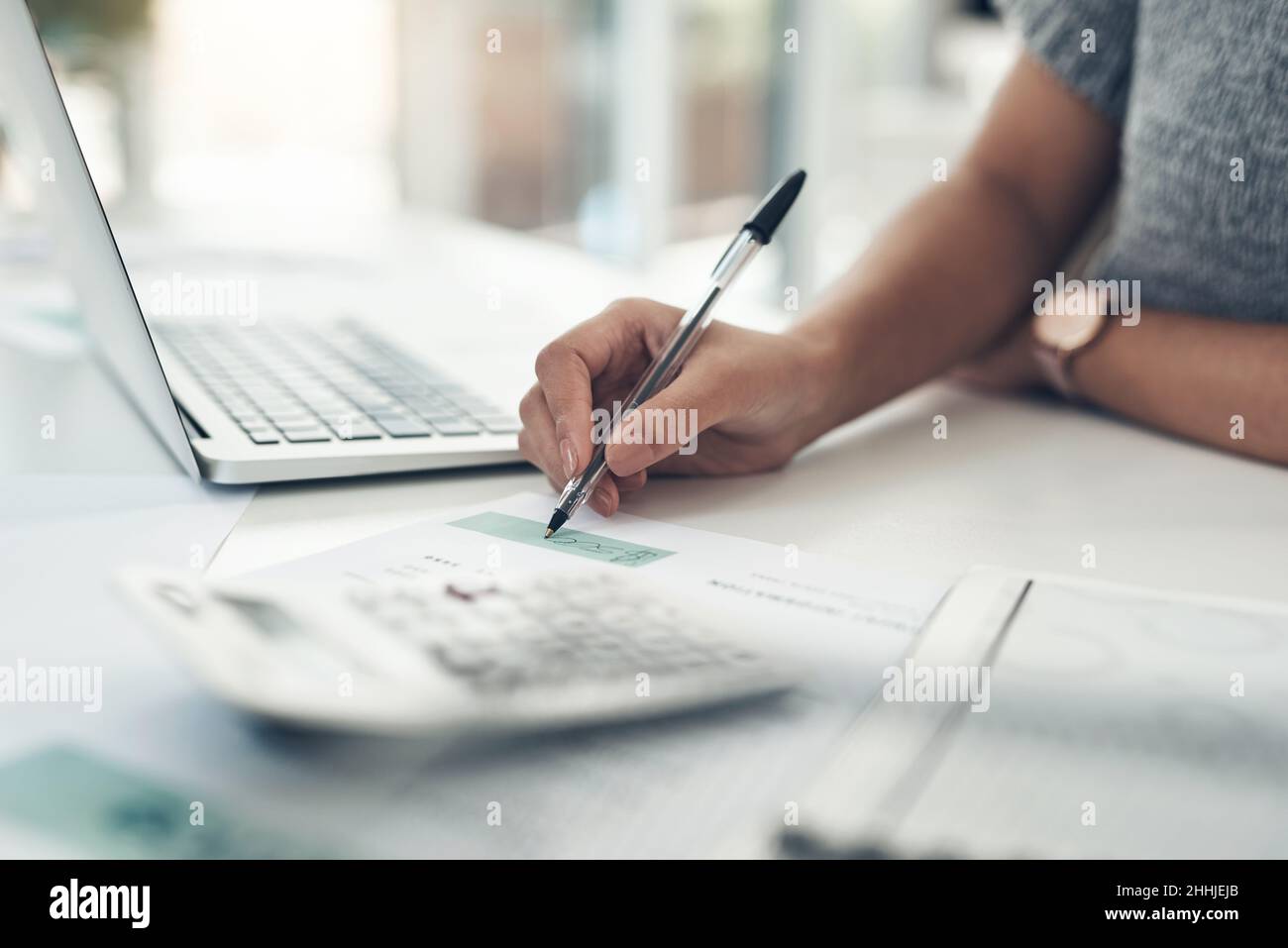 Do your tax return right for maximum refund Stock Photo - Alamy