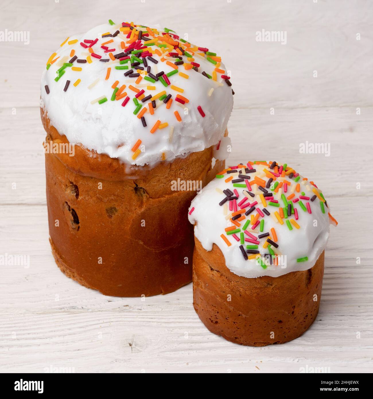 Traditional Easter russian orthodox cakes kuliches on white wooden ...