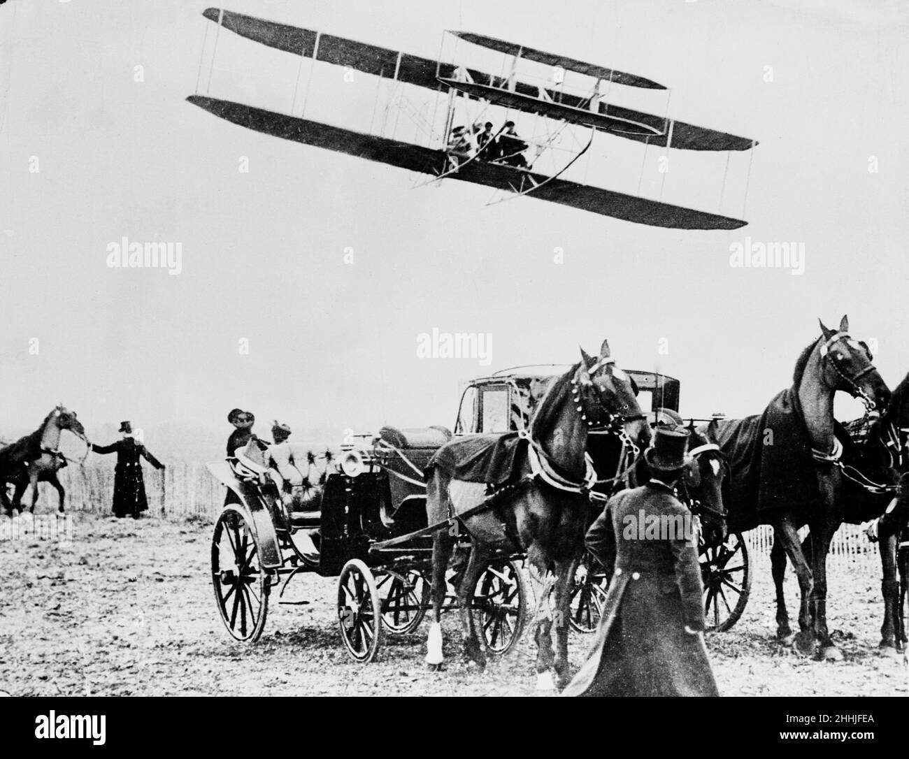 Wright brothers plane hi-res stock photography and images - Alamy