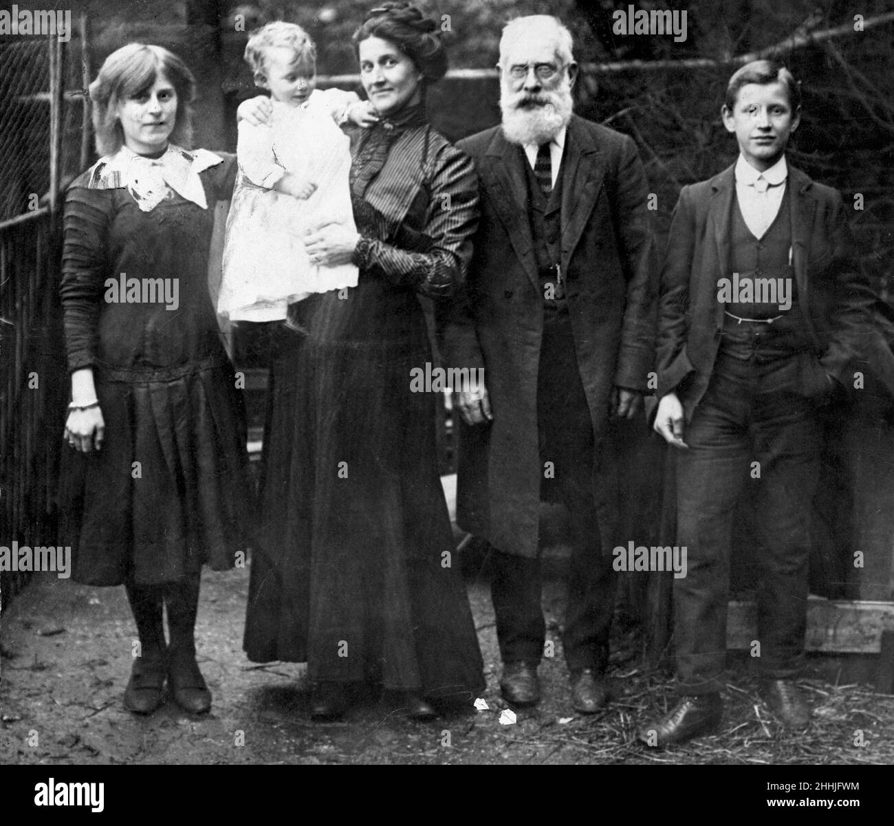 Tollington Park Arsenic Case Wife of the accused Mrs Seddon with her ...