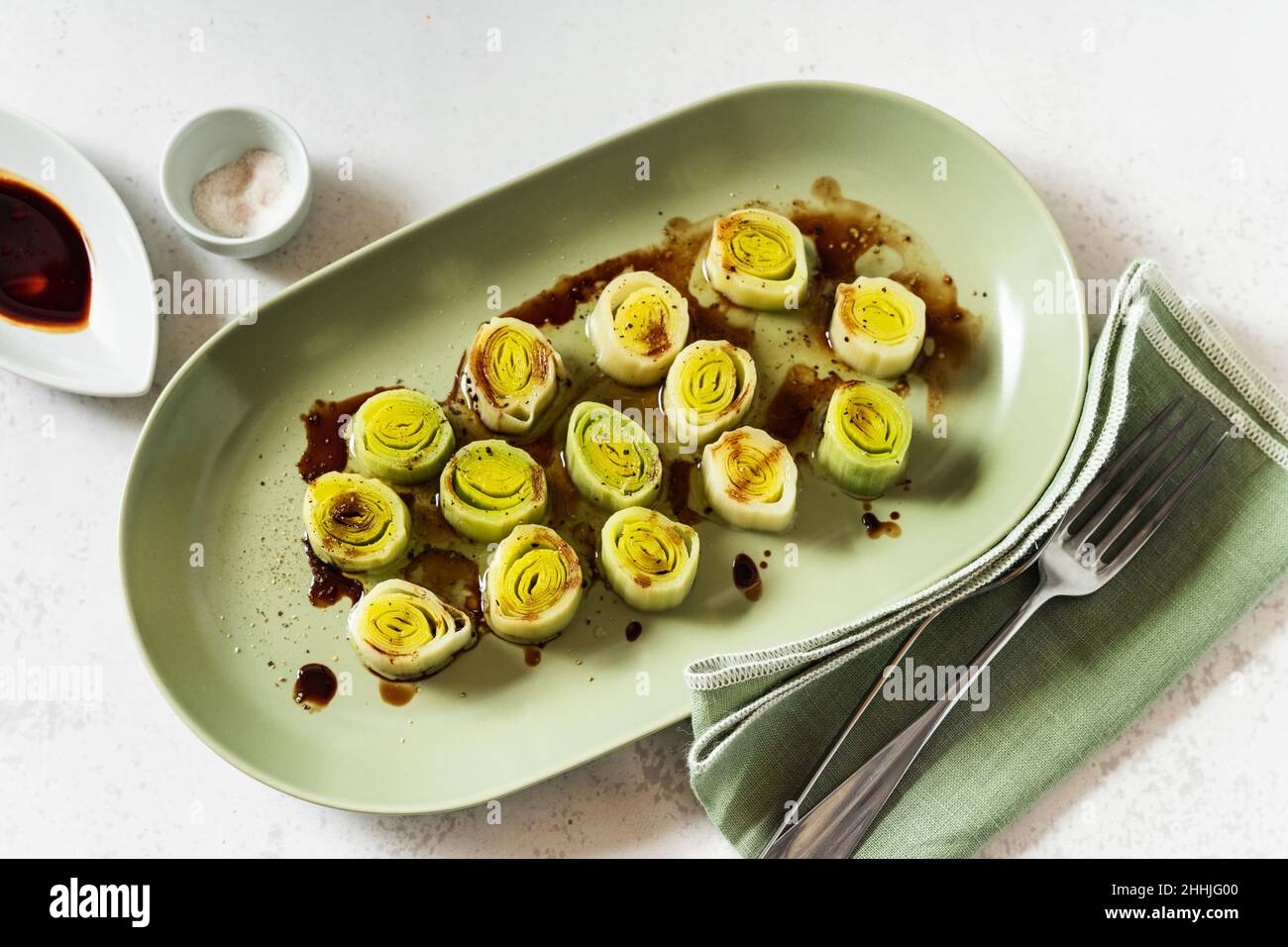 Leeks vinaigrette hi-res stock photography and images - Alamy