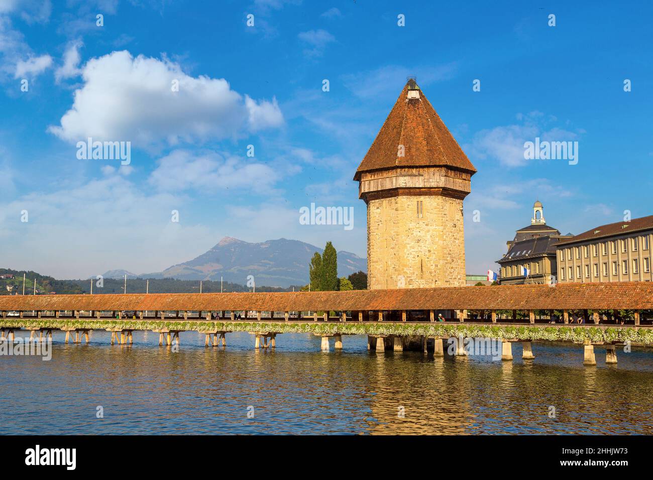 Famous Chapel bridge in Lucerne in a beautiful summer day, Switzerland ...