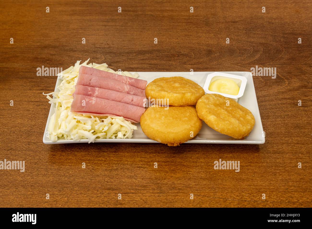 The arepa is a food of pre-Columbian origin, made from ground dry corn ...