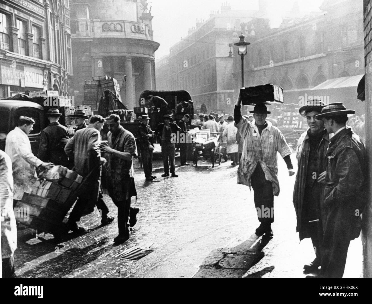 Billingsgate fish market, London circa 1935 Stock Photo - Alamy