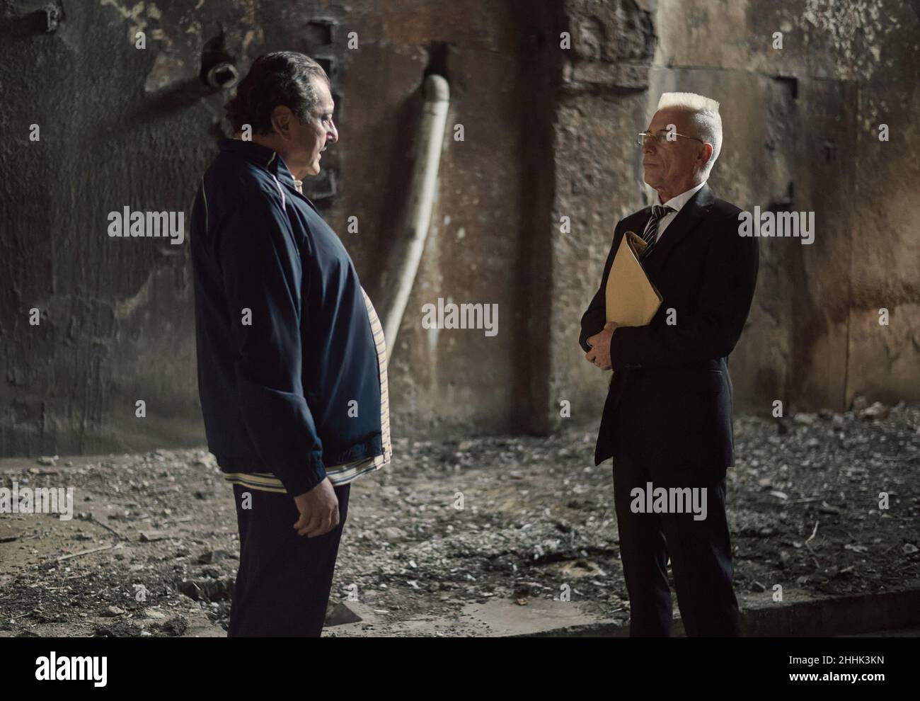 EL MARGINAL, from left: Claudio Rissi, Gerardo Romano, (Season 4, ep ...