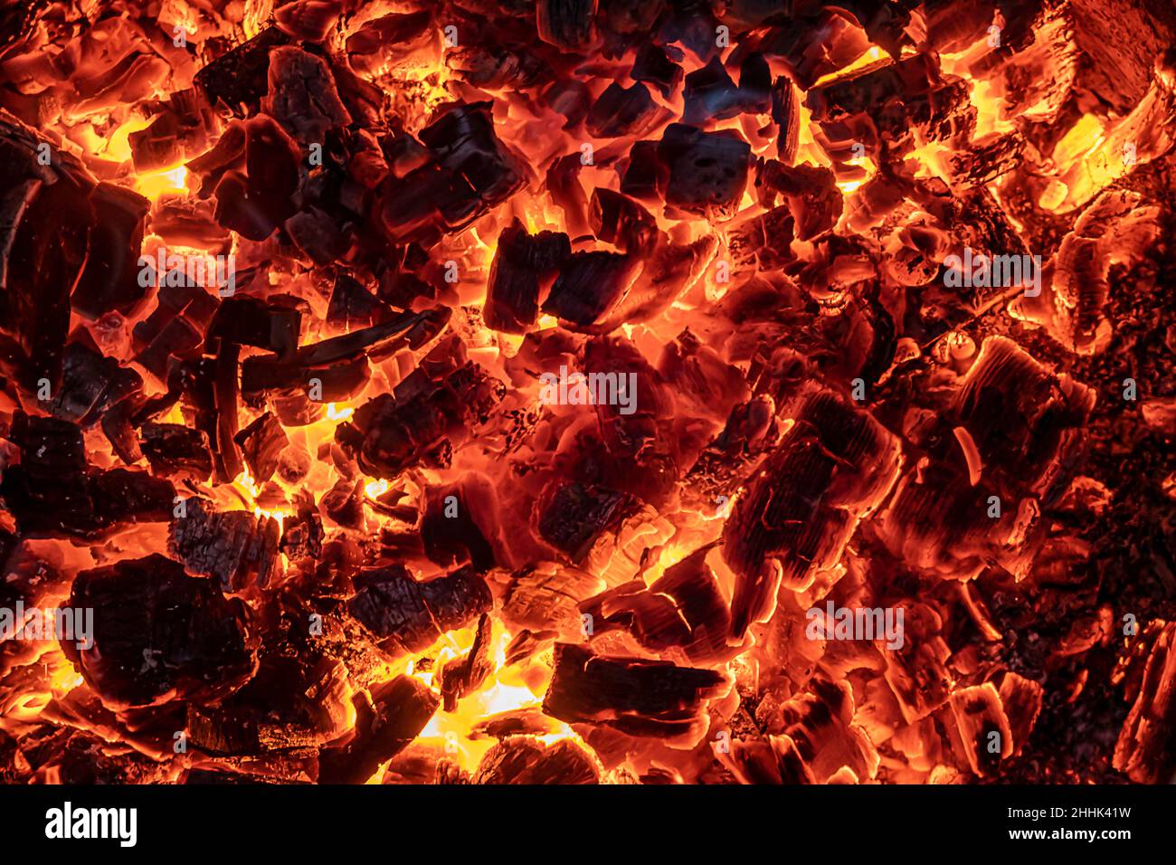 Close-up of hot burning embers Stock Photo - Alamy