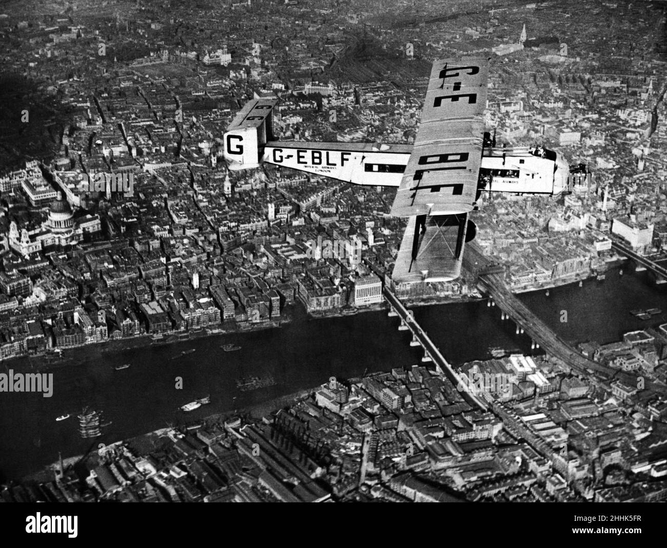 1936 imperial airways hi-res stock photography and images - Alamy