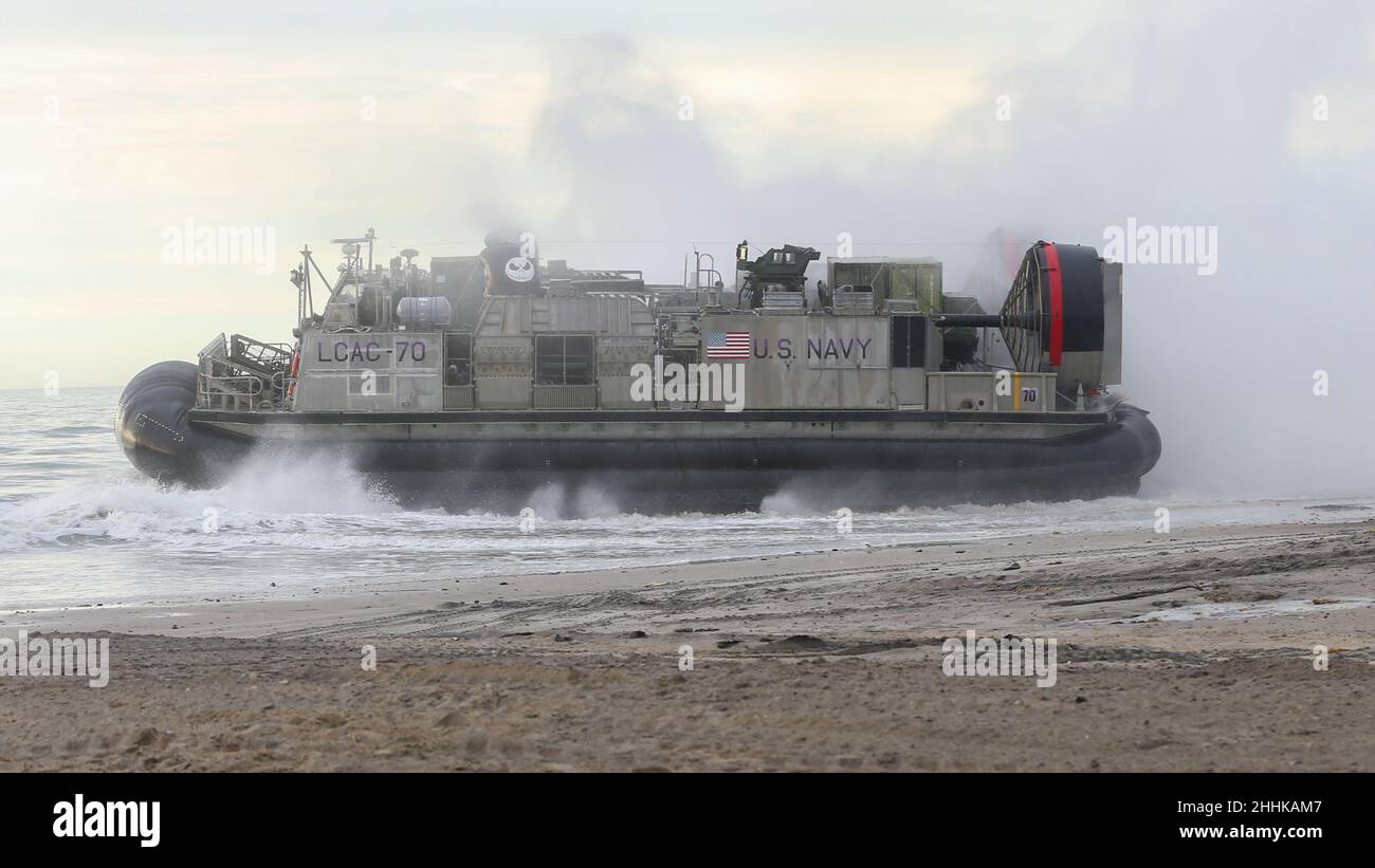 A Landing Craft Air Cushion departs the shore during a Type Commander’s ...
