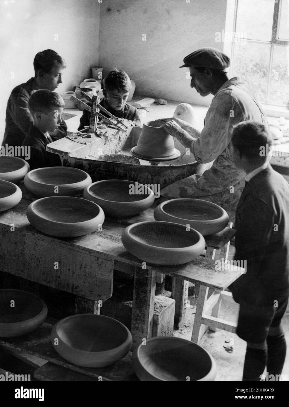 Roman pottery hi-res stock photography and images - Alamy