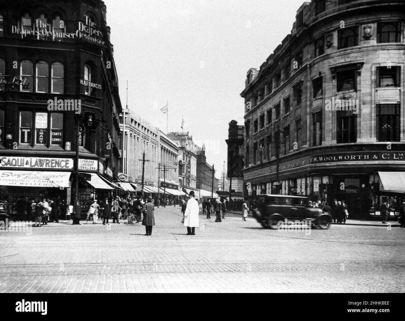 Manchester, Oldham Street and Piccadilly. 1930s Stock Photo - Alamy