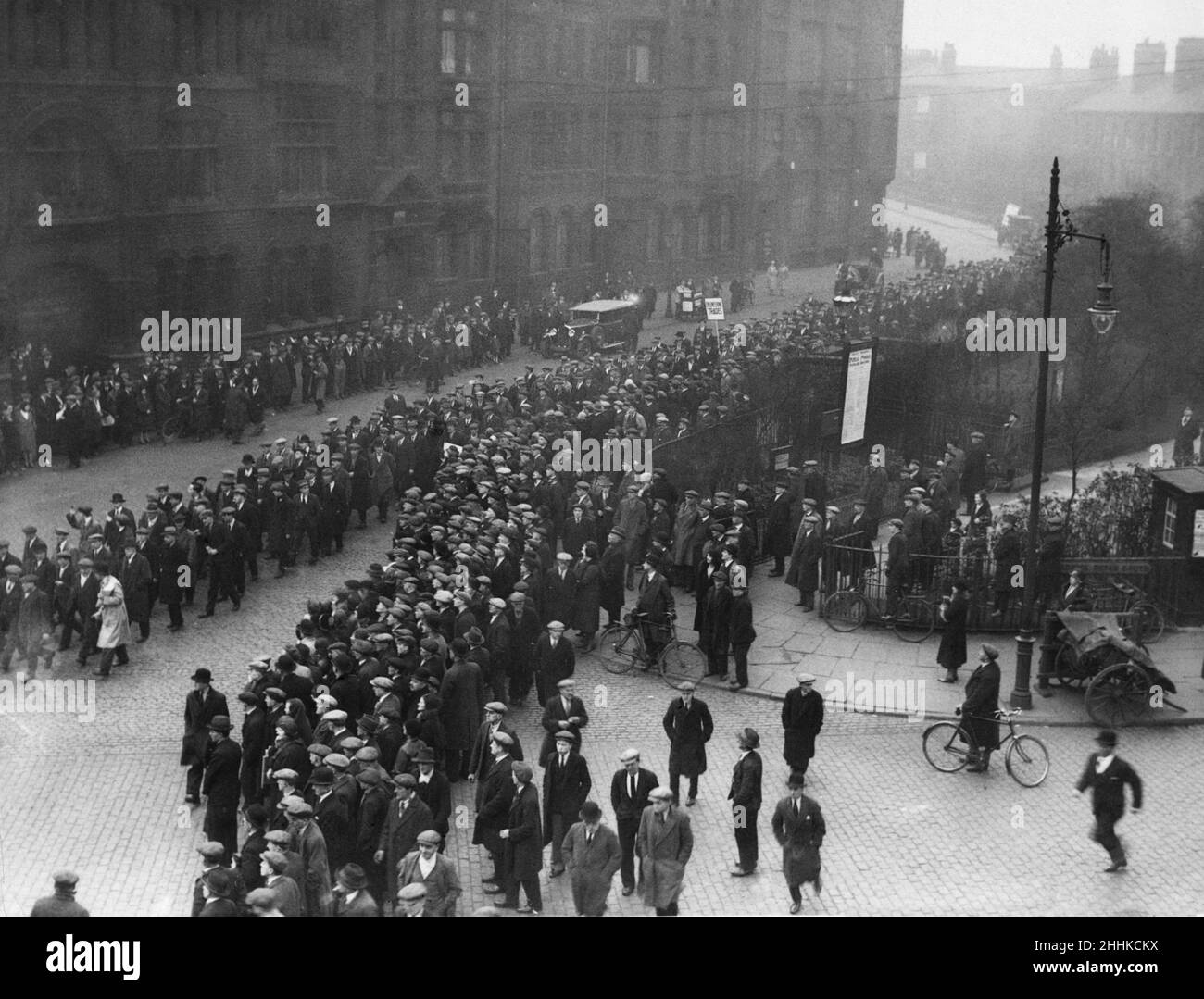 Manchester england 1930s hi-res stock photography and images - Alamy