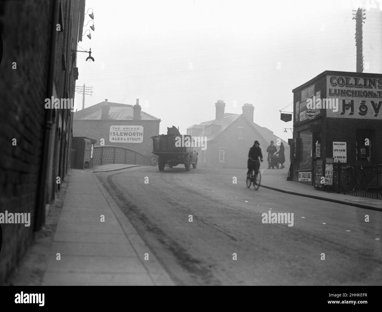 High street cafe Black and White Stock Photos & Images - Alamy