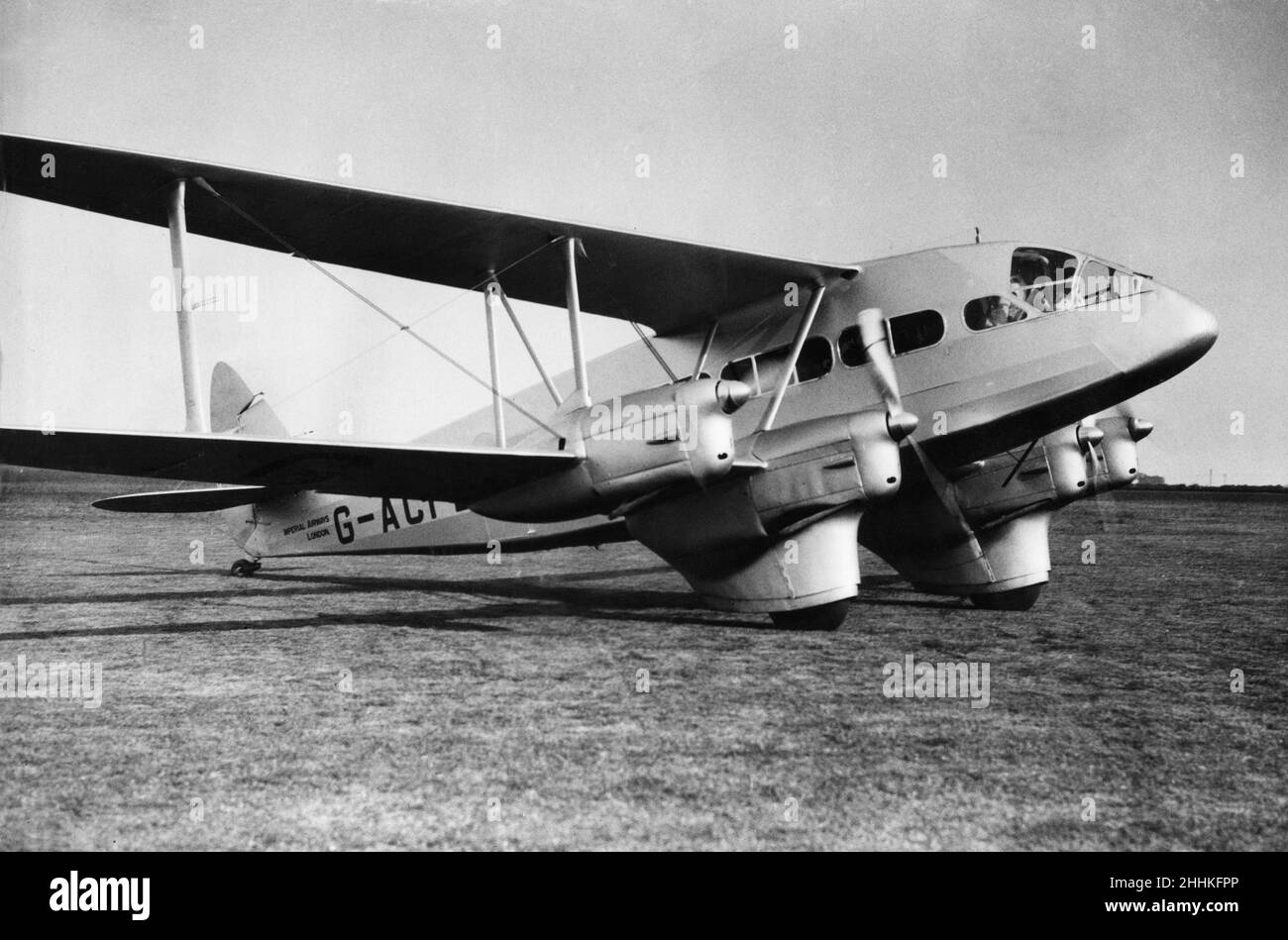 Imperial airways de havilland hi-res stock photography and images - Alamy