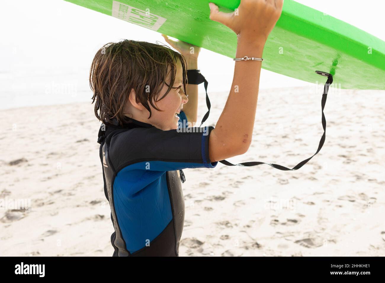 Boy bodyboard hi-res stock photography and images - Alamy
