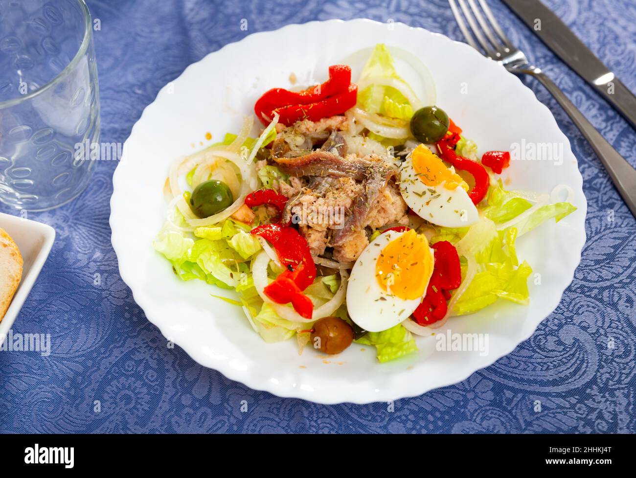 Traditional Chateau salad. Spanish cuisine Stock Photo - Alamy