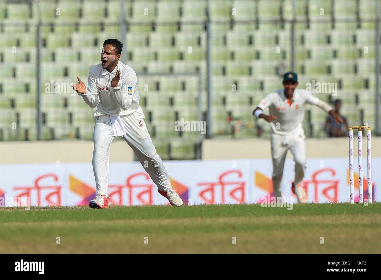 Bangladesh cricketer Shakib Al Hasan (L) wicket celebrates during the ...
