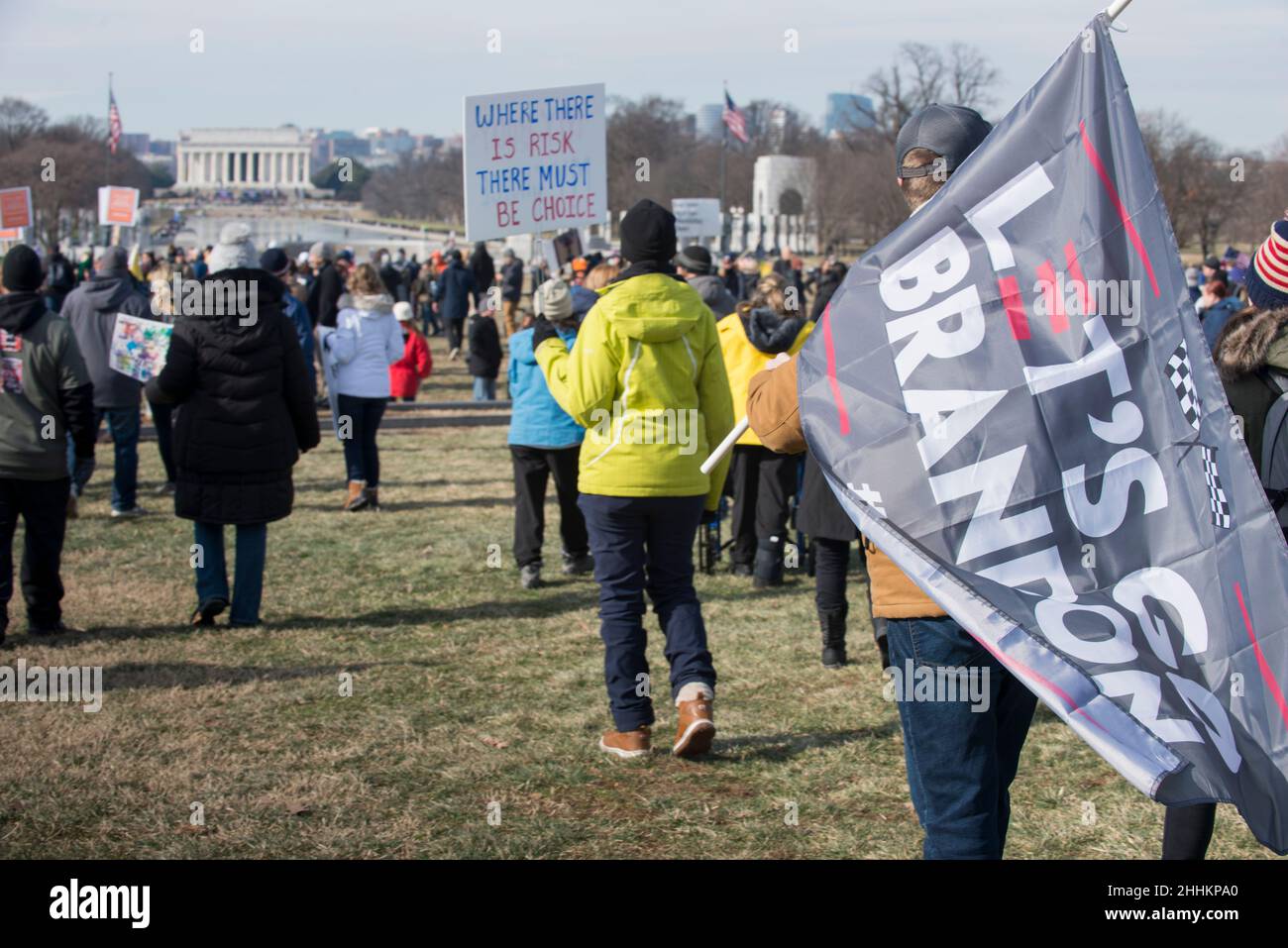 Demonstrators participate in Defeat the Mandates march in Washington ...