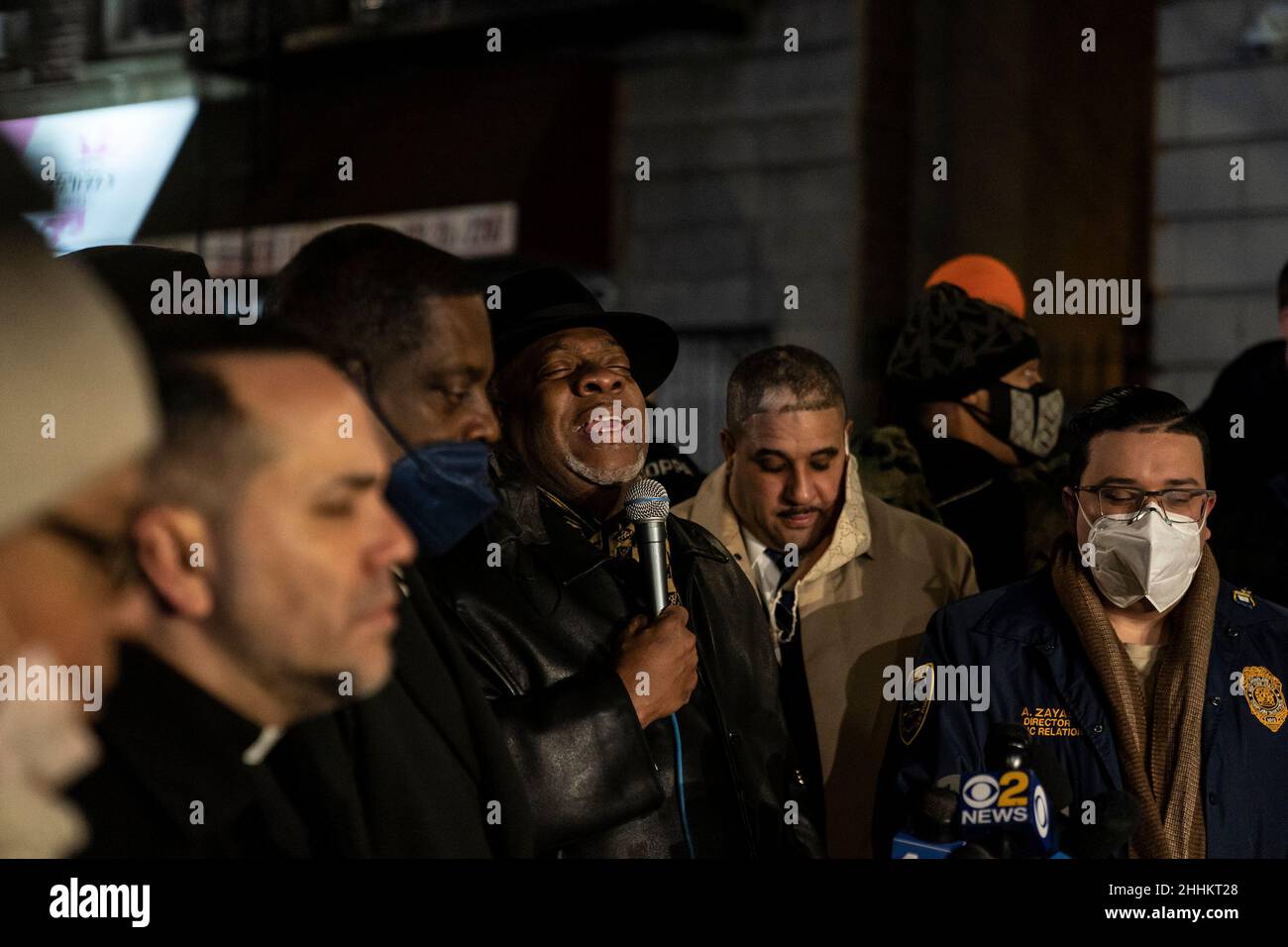 32nd precinct hi-res stock photography and images - Alamy