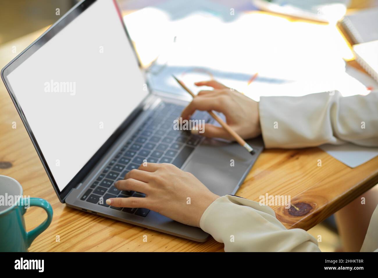College student typing hi-res stock photography and images - Alamy