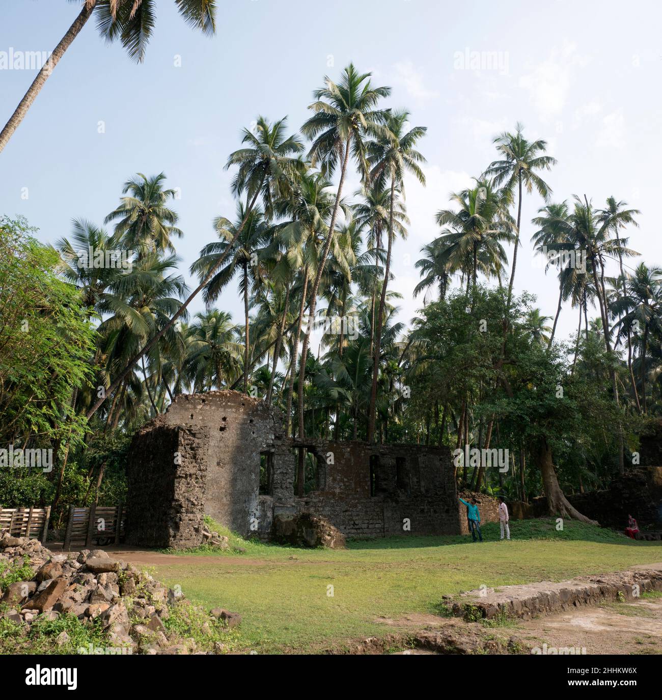 The abandoned ruins of Revdanda fort owned by Portuguese during their ...