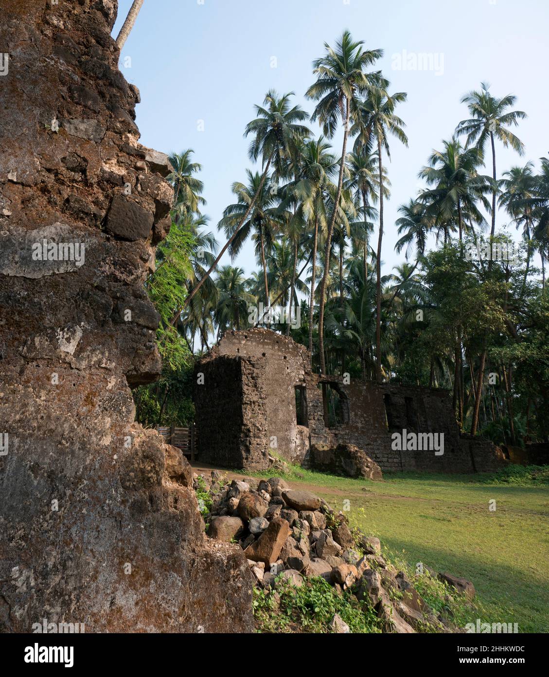 The abandoned ruins of Revdanda fort owned by Portuguese during their ...
