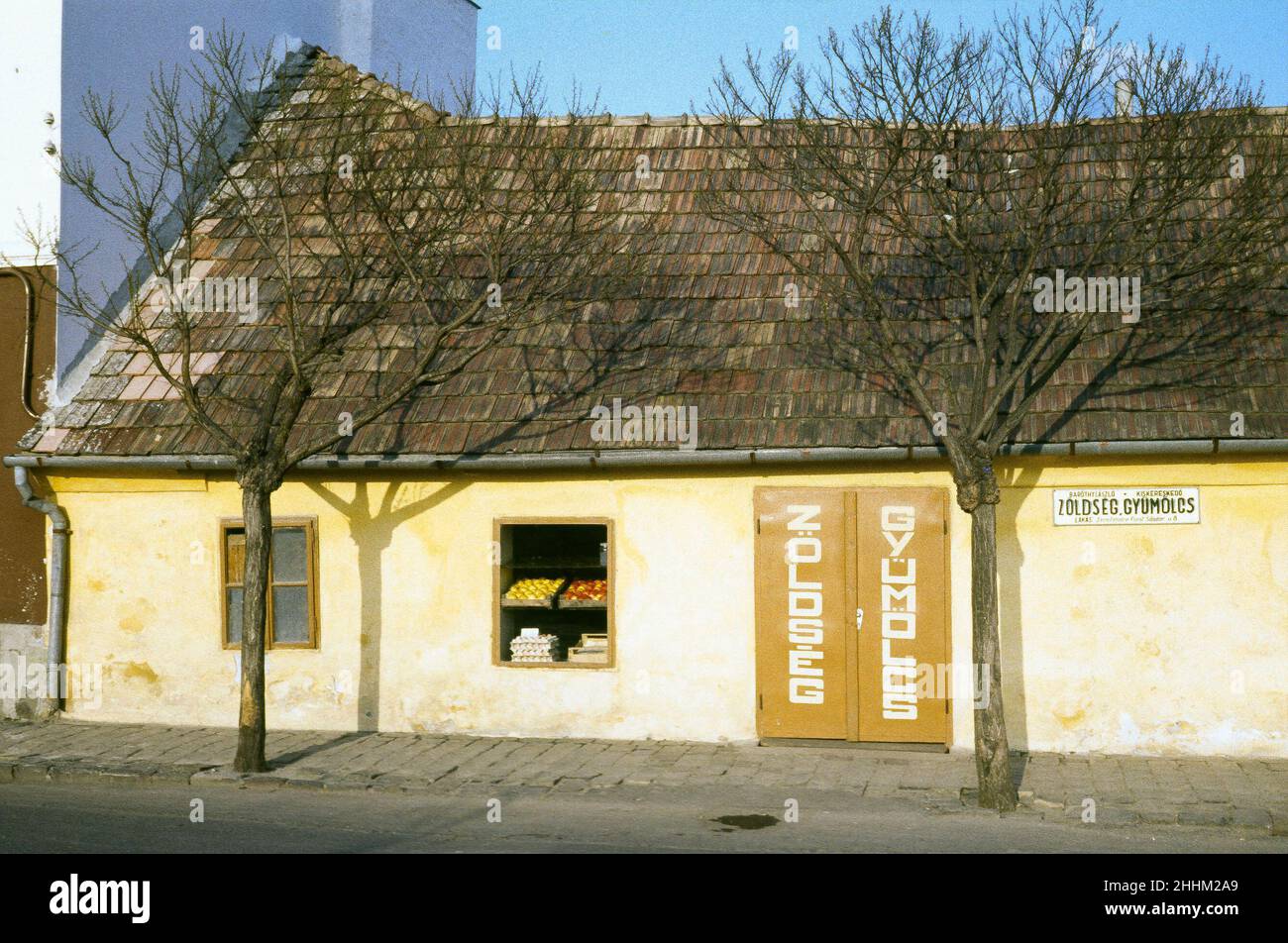 Greengrocer at Szentendre on the Danube outside Budapest, 1983 Stock ...