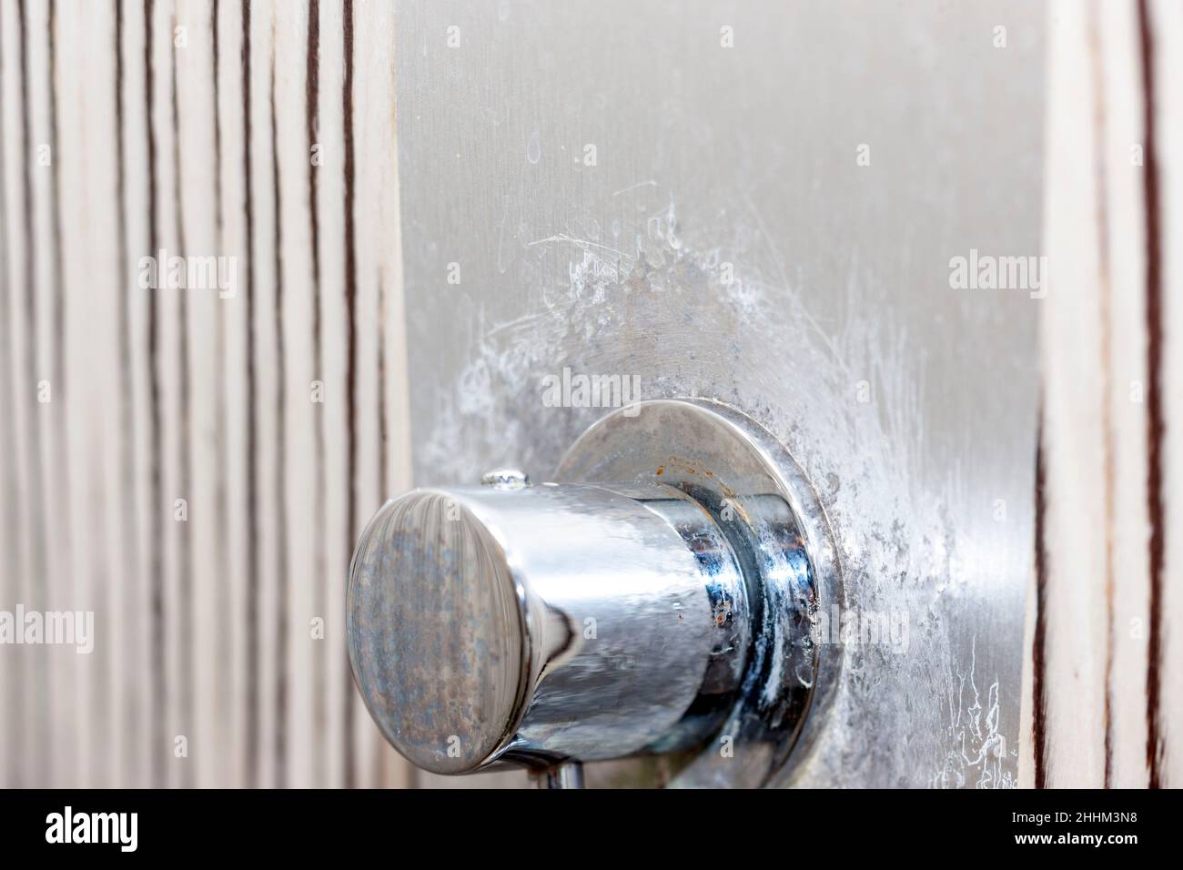 Bath hub hi-res stock photography and images - Alamy