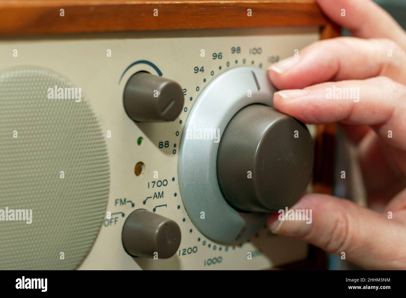 Radio tuner hand hi-res stock photography and images - Alamy