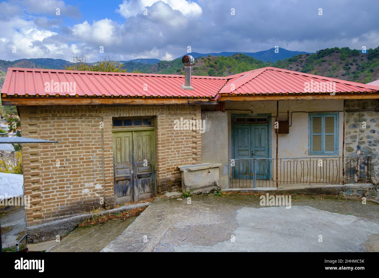 Tris elies hi-res stock photography and images - Alamy