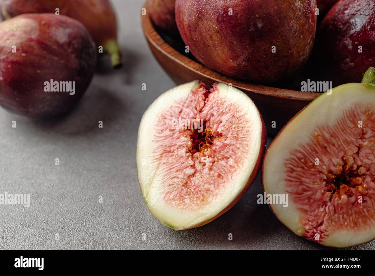 Fruit figs eating sweet and tender flowers Stock Photo - Alamy
