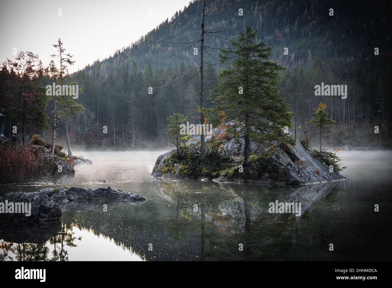 Fotos vom Hintersee beim Zauberwald in der Nähe des Bergsteigerdorfes ...