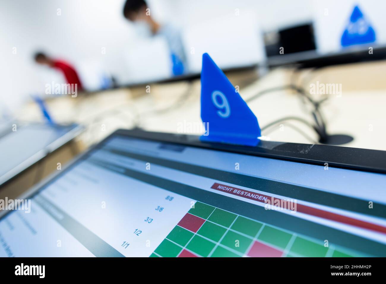 Driving theory test fail hi-res stock photography and images - Alamy