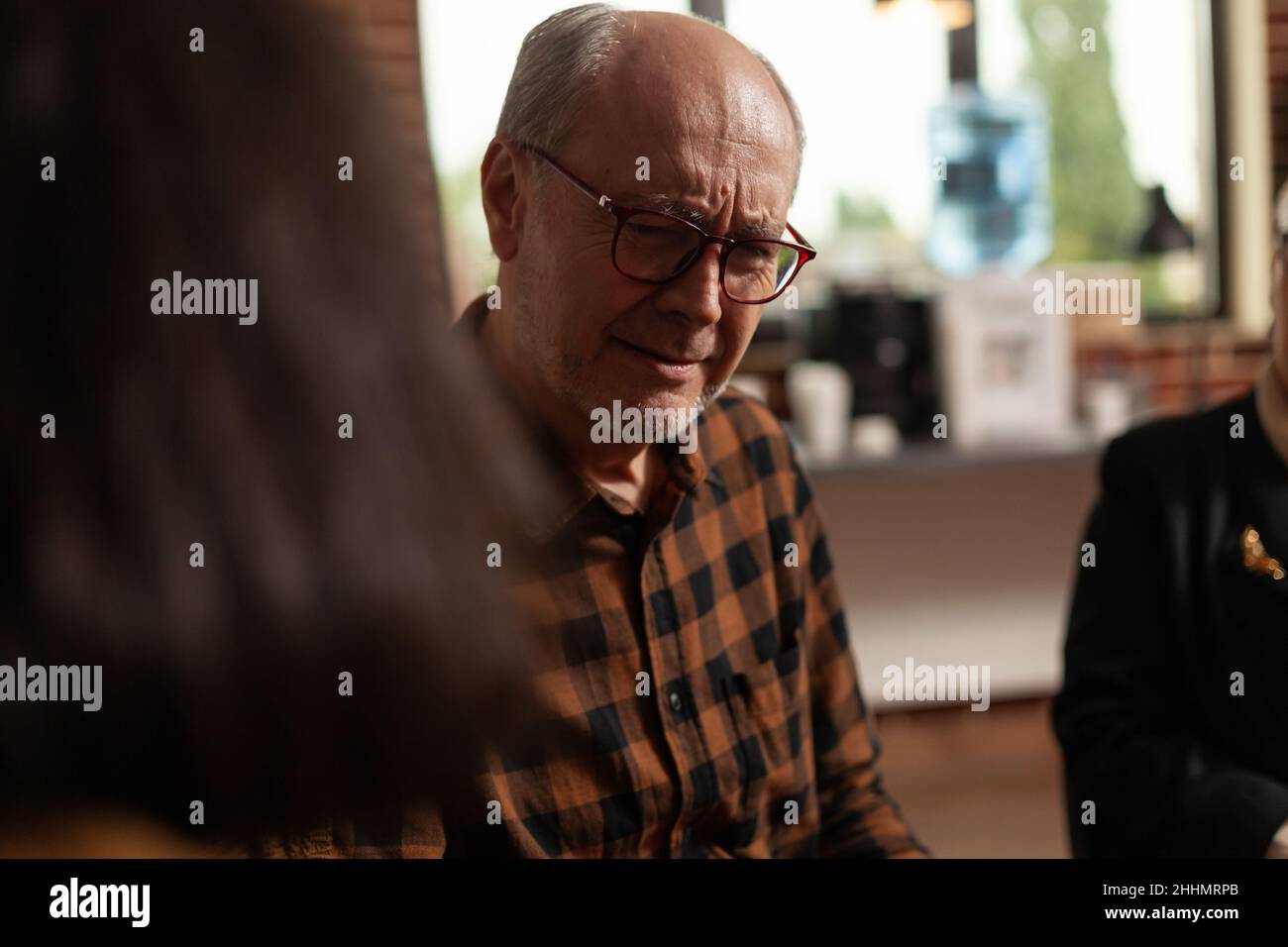 Alcoholics anonymous meeting hi-res stock photography and images - Alamy