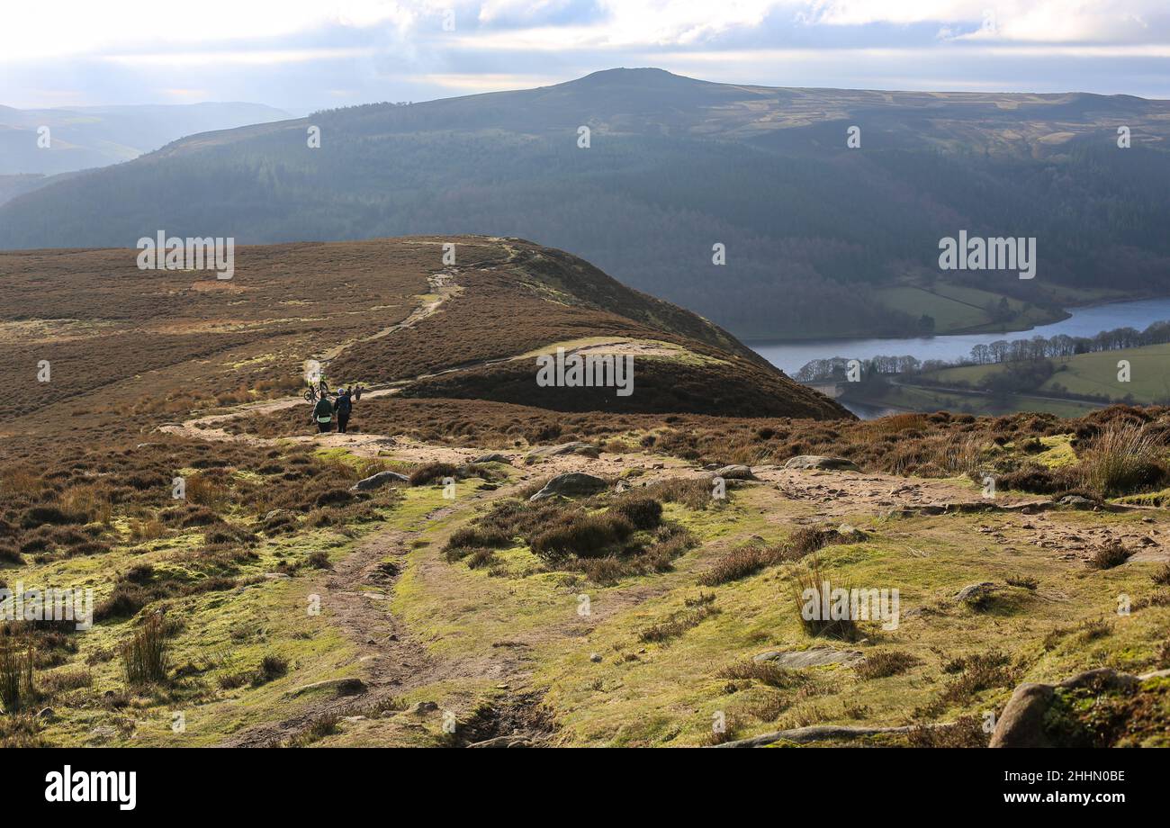 Derwent Edge path, Peak District UK Stock Photo - Alamy