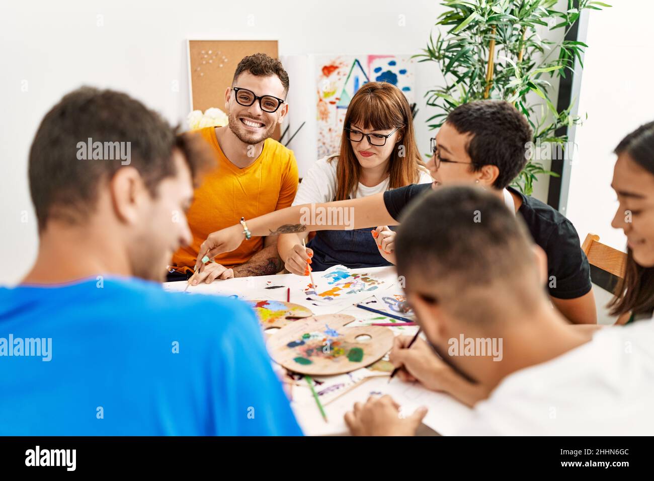 Group of people drawing at art studio Stock Photo - Alamy