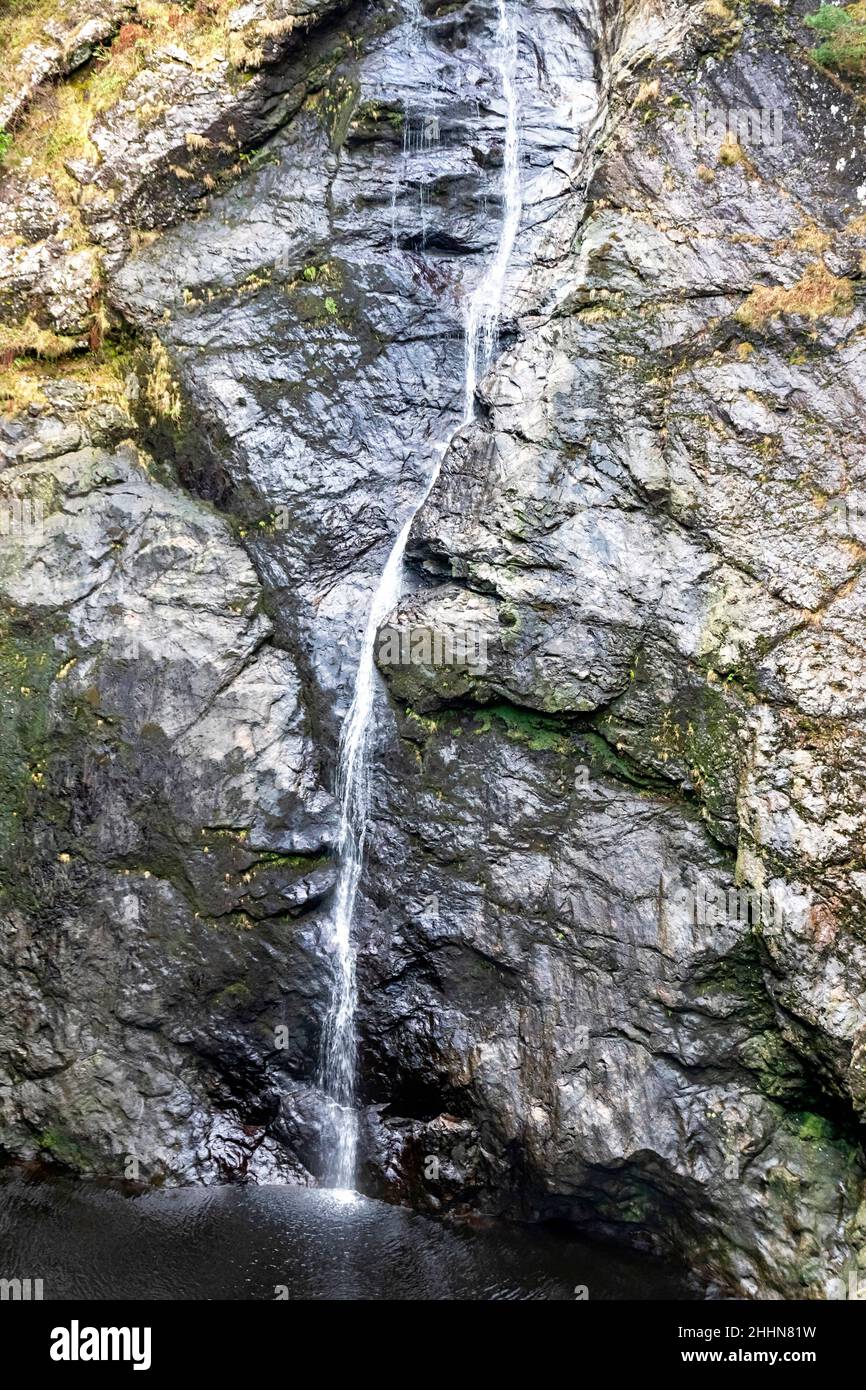 FOYERS HIGHLANDS SCOTLAND THE WATERFALL FLOWING OVER THE ROCKS INTO THE ...