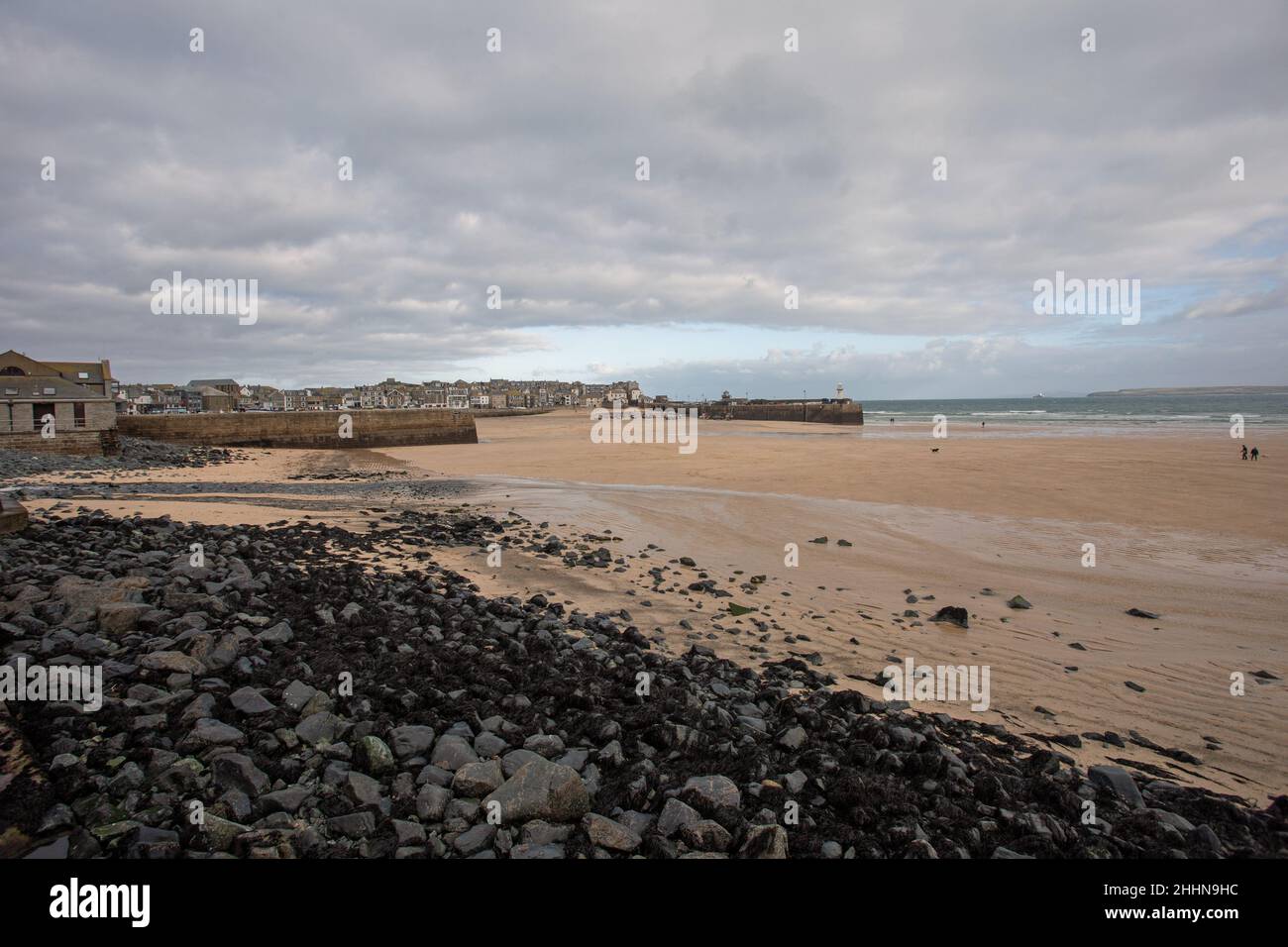 Rocky beach scene at St Ives Cornwall, England 20th January 2022 Stock ...