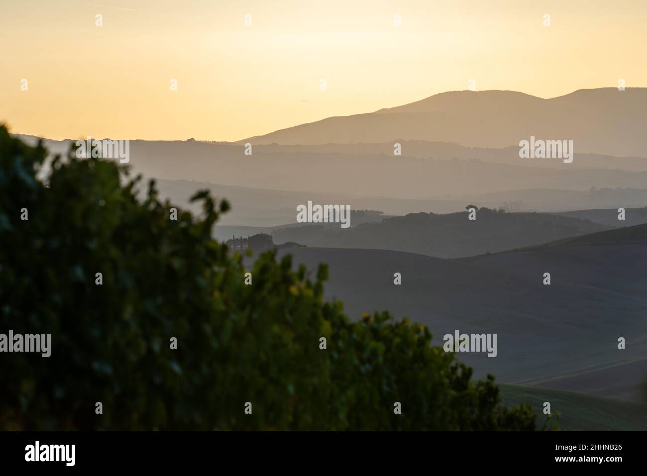 Tuscan landscape sunset country hi-res stock photography and images - Alamy