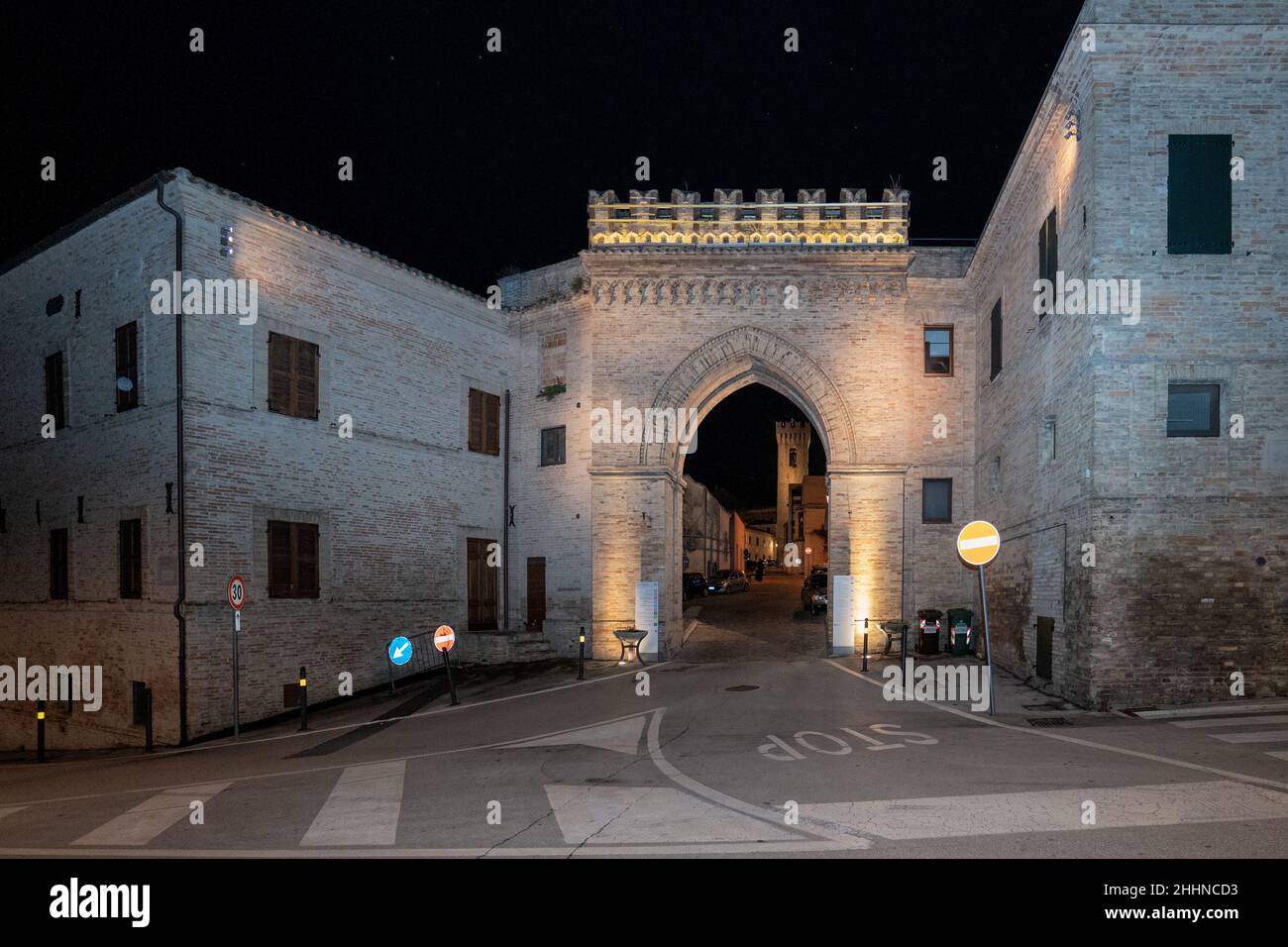 Cityscape, Porta Marina gate, Montelupone, Marche, Italy, Europe Stock Photo - Alamy