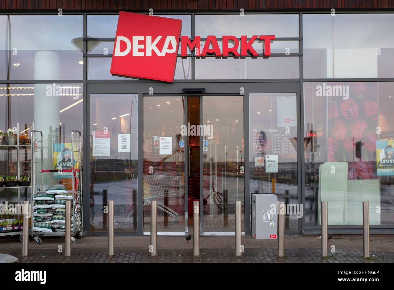 Dekamarkt hi-res stock photography and images - Alamy