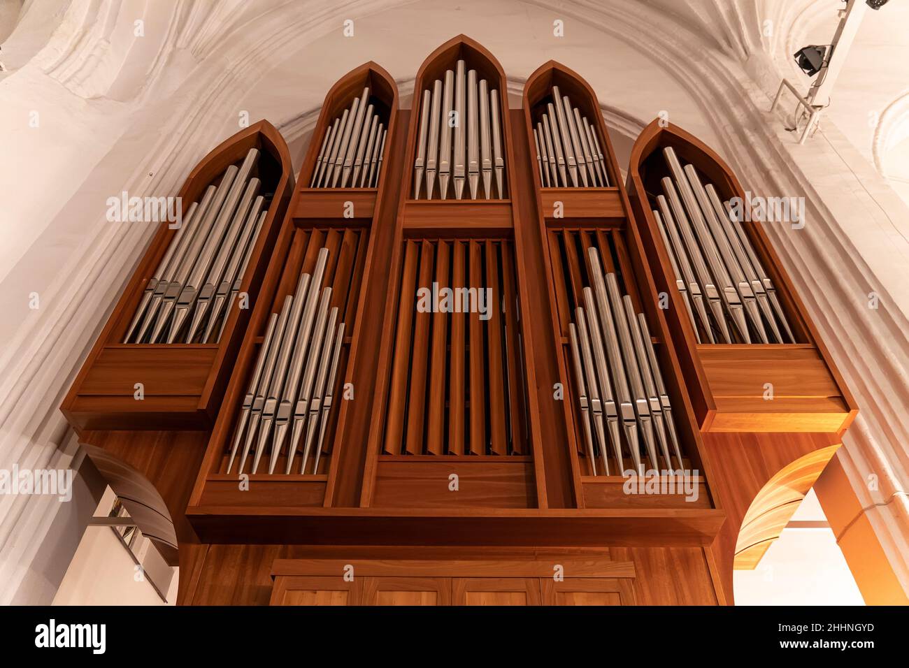 Interior small chapel inside cathedral hi-res stock photography and ...