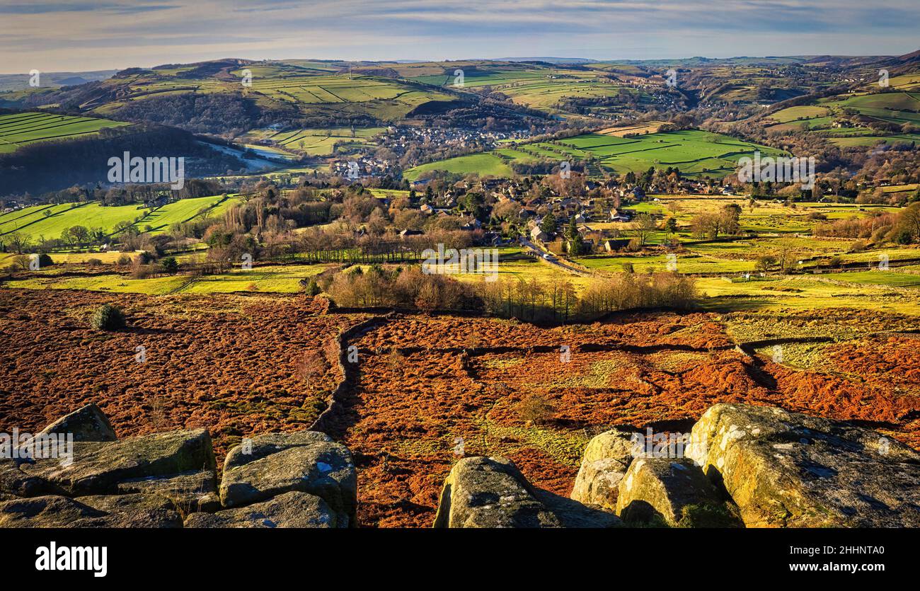 Baslow Edge is a beautiful outcrop of gritstone rocks in the Peak ...