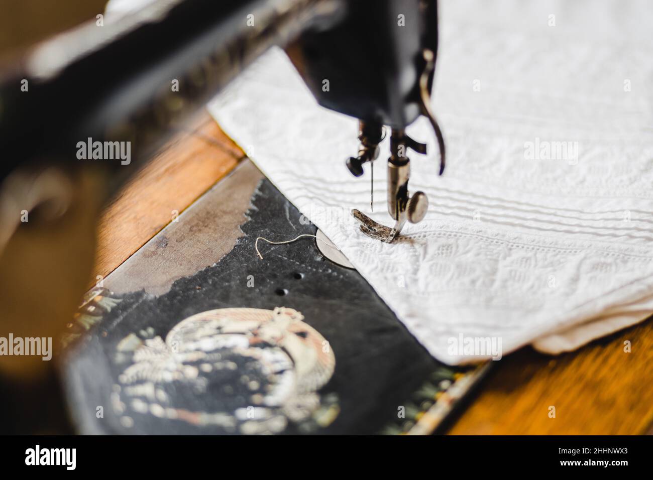 Old sewing machine inside hi-res stock photography and images - Alamy