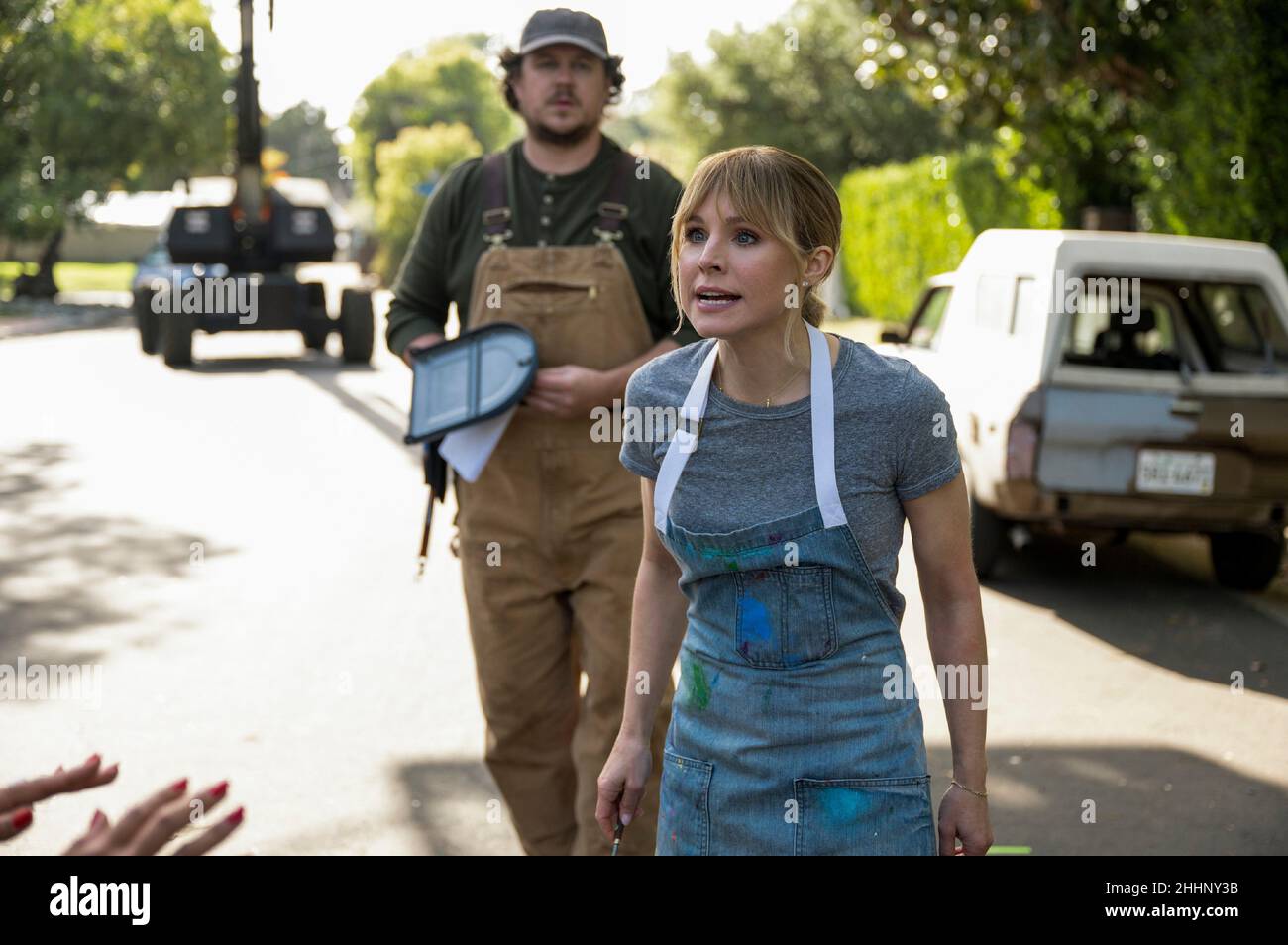 Cameron Britton, Kristen Bell , "The Woman in the House Across the ...